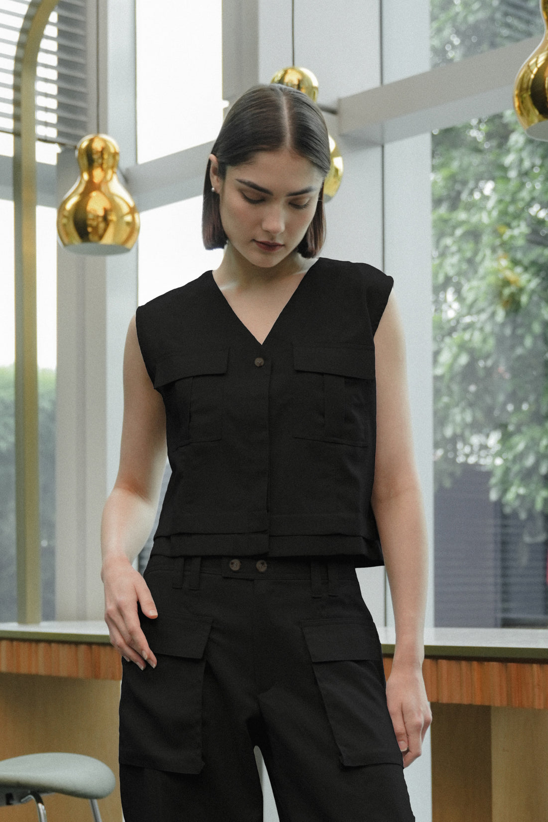 NAMI VEST IN DEEP BLACK – Maven